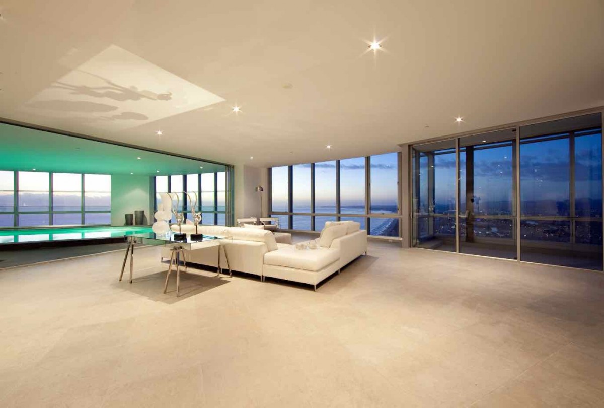 Inside. The Q1 Penthouse. – platinumHD