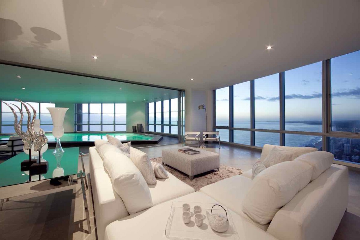 Inside. The Q1 Penthouse. – platinumHD