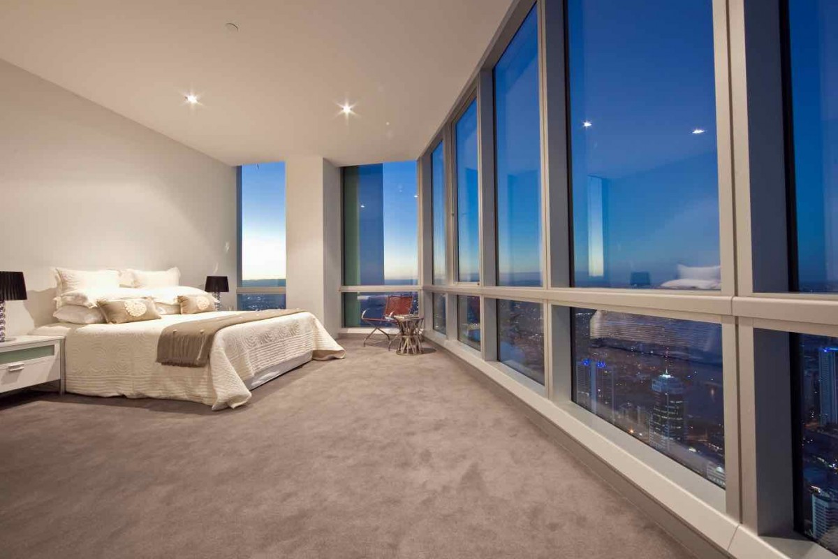 Inside. The Q1 Penthouse. – platinumHD