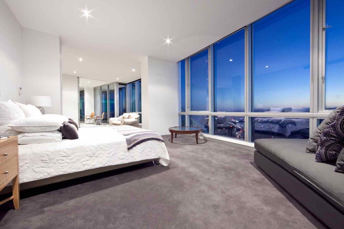 Inside. The Q1 Penthouse. – platinumHD