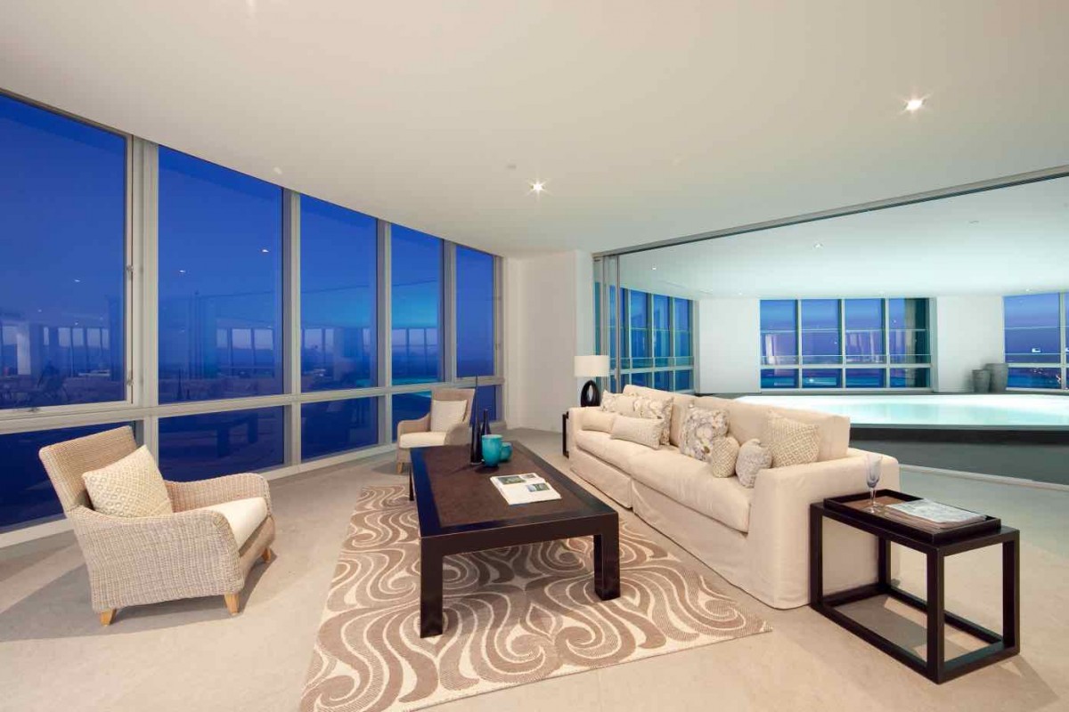 Inside. The Q1 Penthouse. – platinumHD