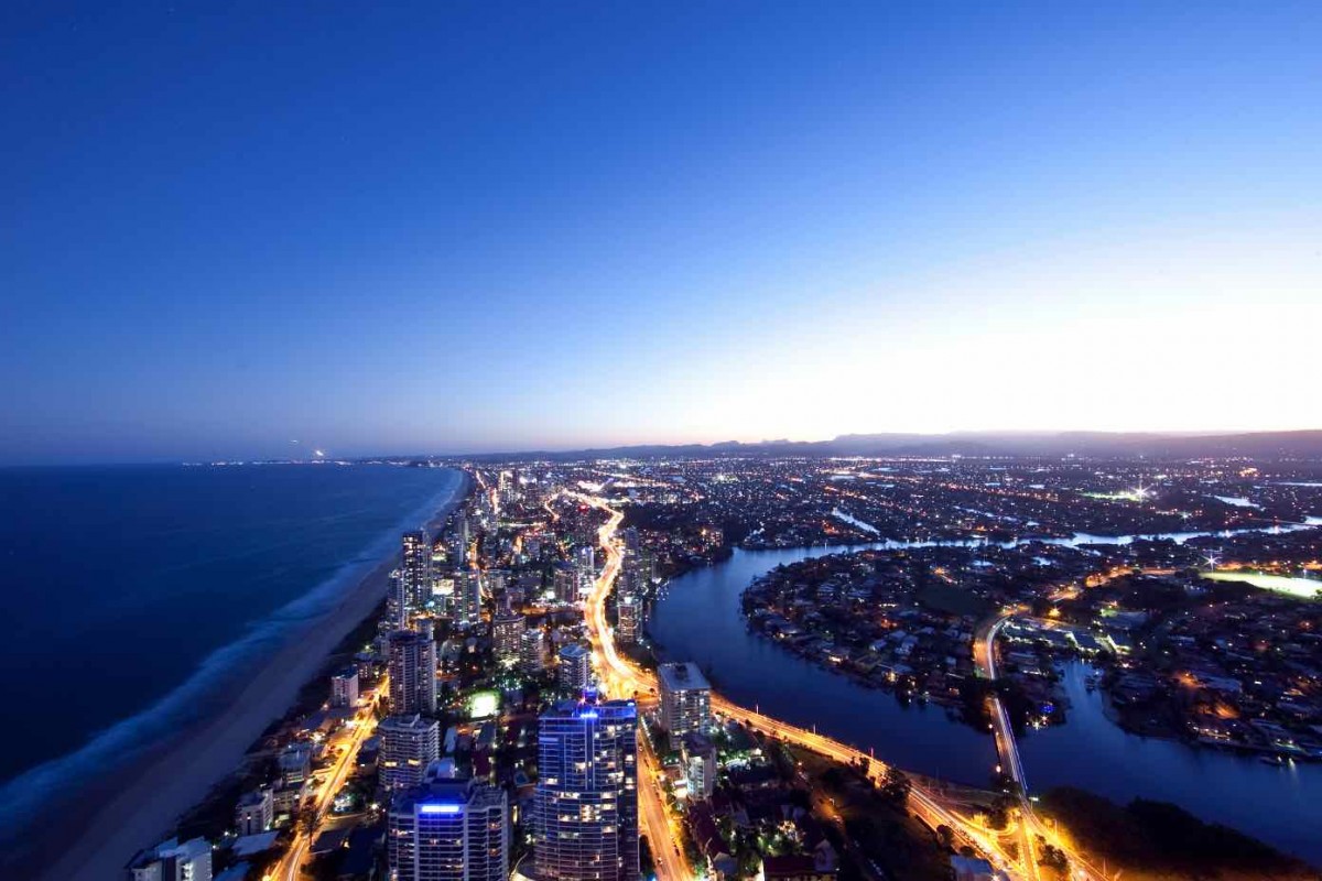 Inside. The Q1 Penthouse. – platinumHD