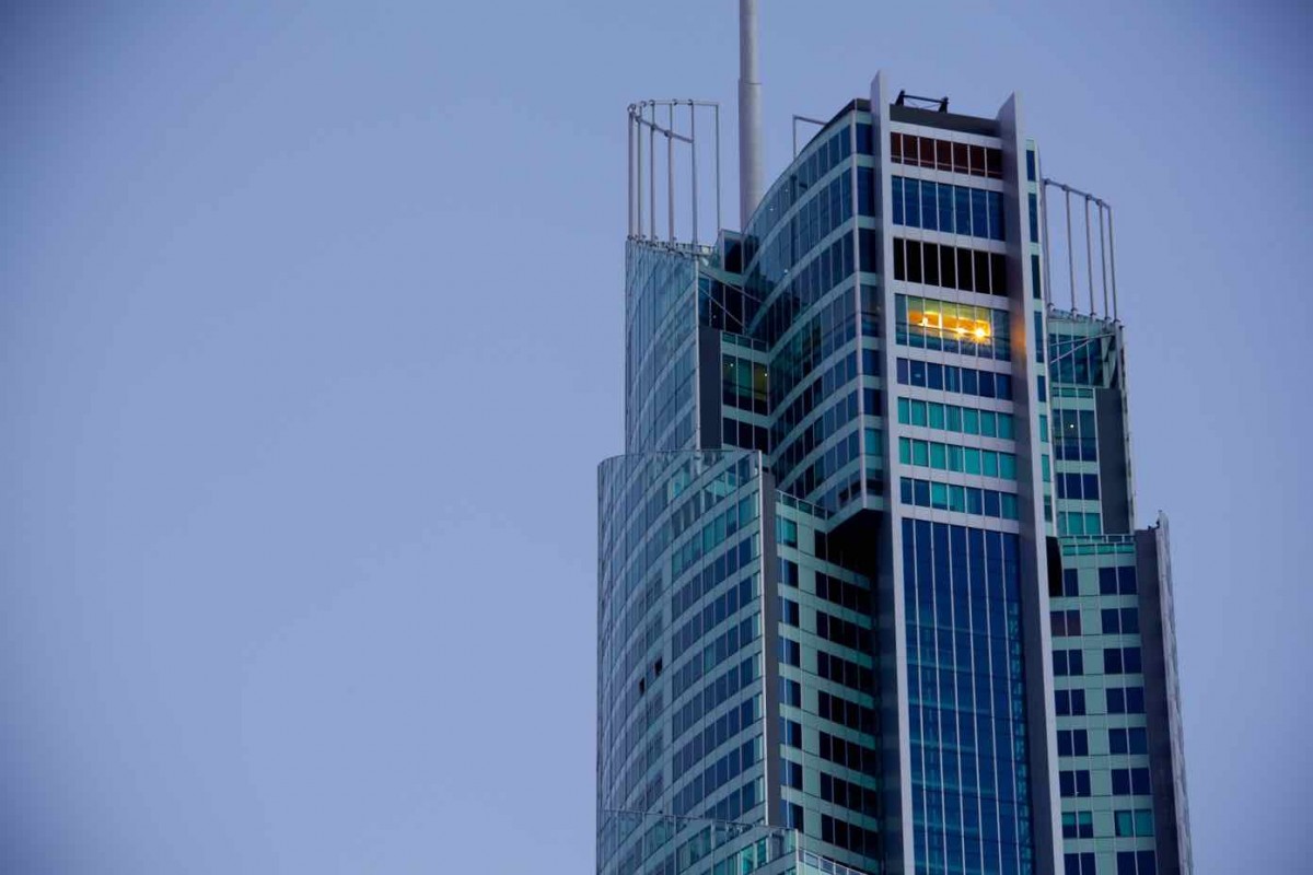 Inside. The Q1 Penthouse. – platinumHD