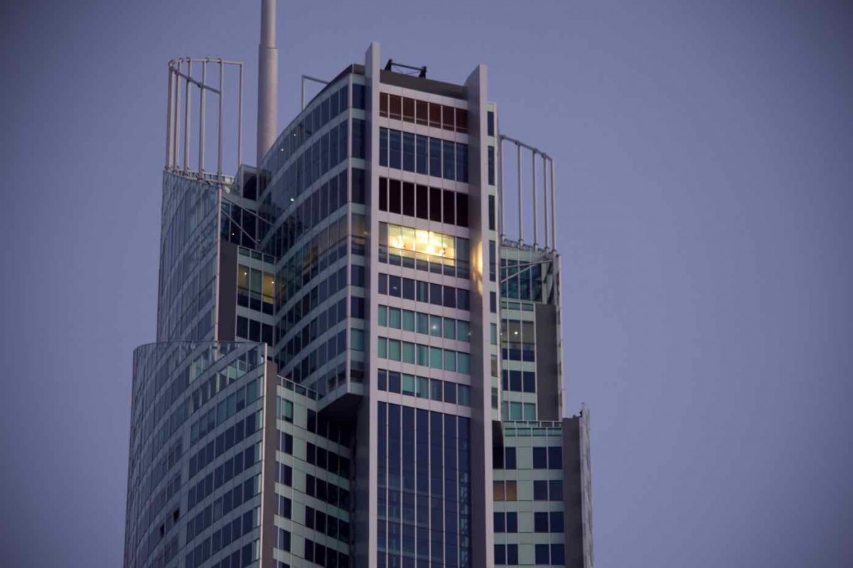 Inside. The Q1 Penthouse. – platinumHD