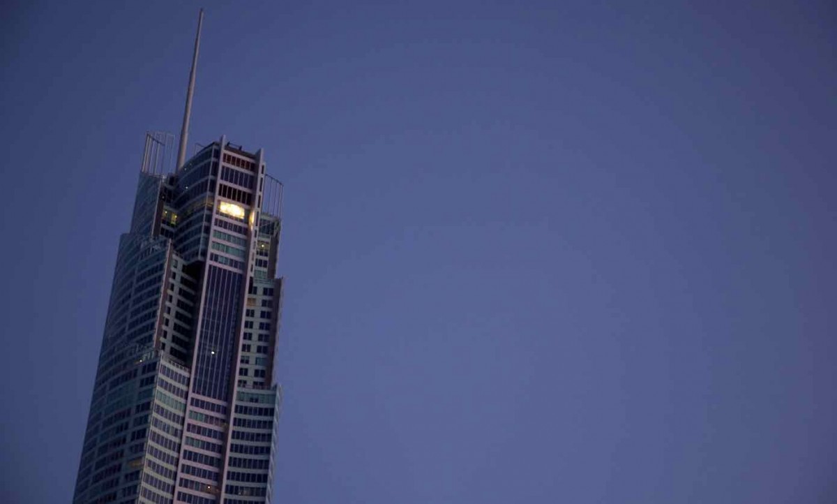 Inside. The Q1 Penthouse. – platinumHD