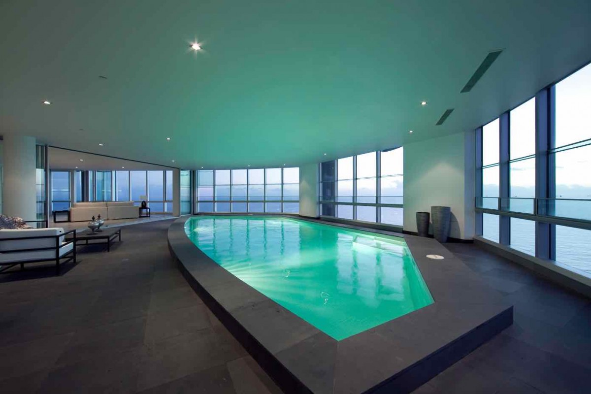 Inside. The Q1 Penthouse. – platinumHD